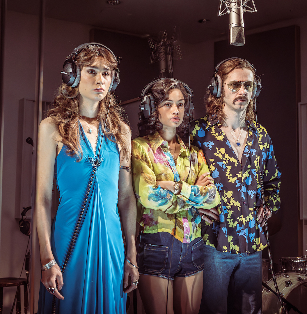 Stereophonic, Duke of York's Theatre review - rich slice of creative ...