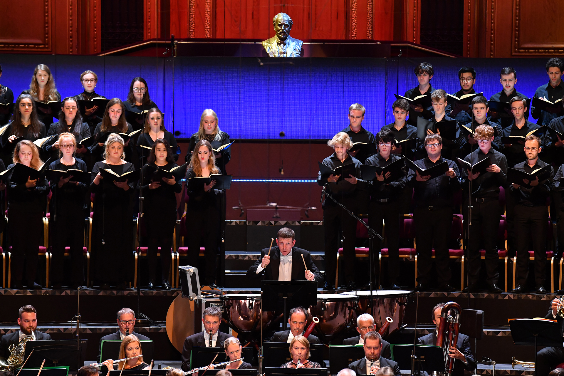 Prom 14: The Creation, BBC Proms Youth Choir, BBC Philharmonic, Wellber ...