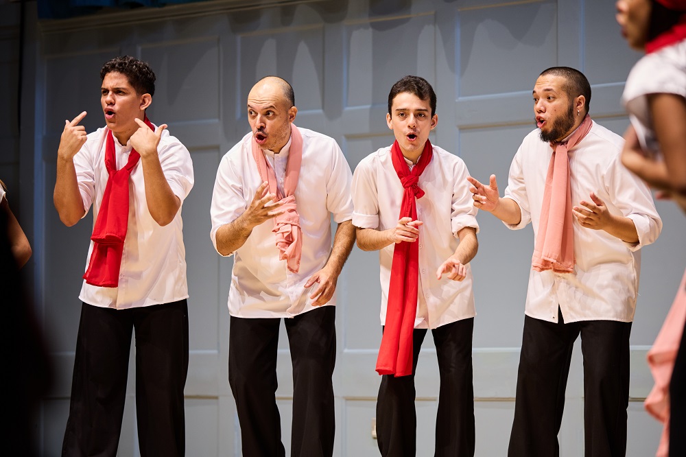 Schola Cantorum de Venezuela / Llewellyn, Lepper, Edinburgh ...